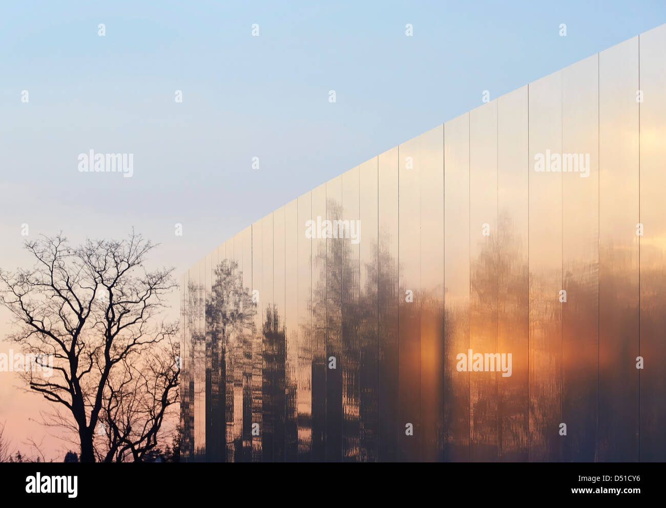 Anodised aluminium facade hi-res stock photography and images - Alamy