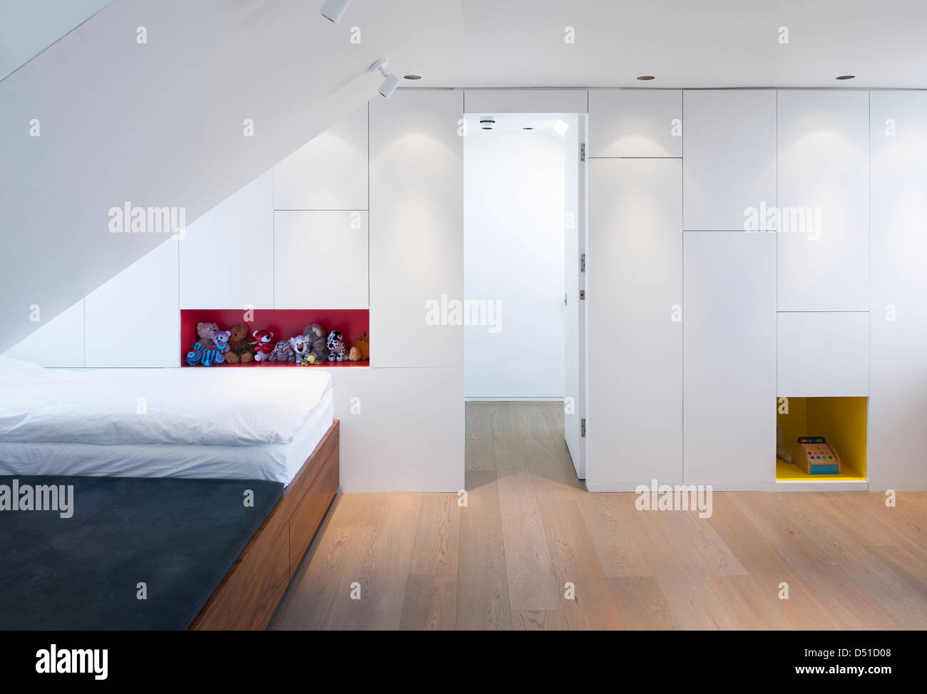 Highbury Loft Conversion, London, United Kingdom. Architect: Azman ...