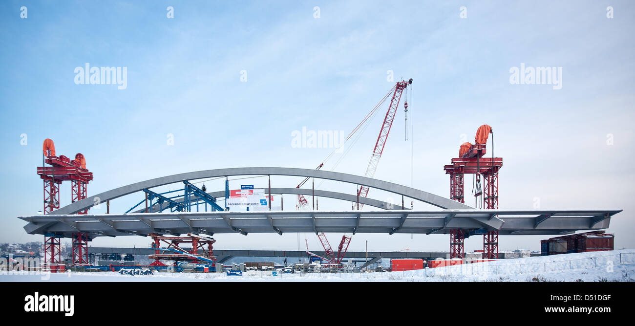 The middle part of the Waldschloesschen Bridge hangs in midair at the ...