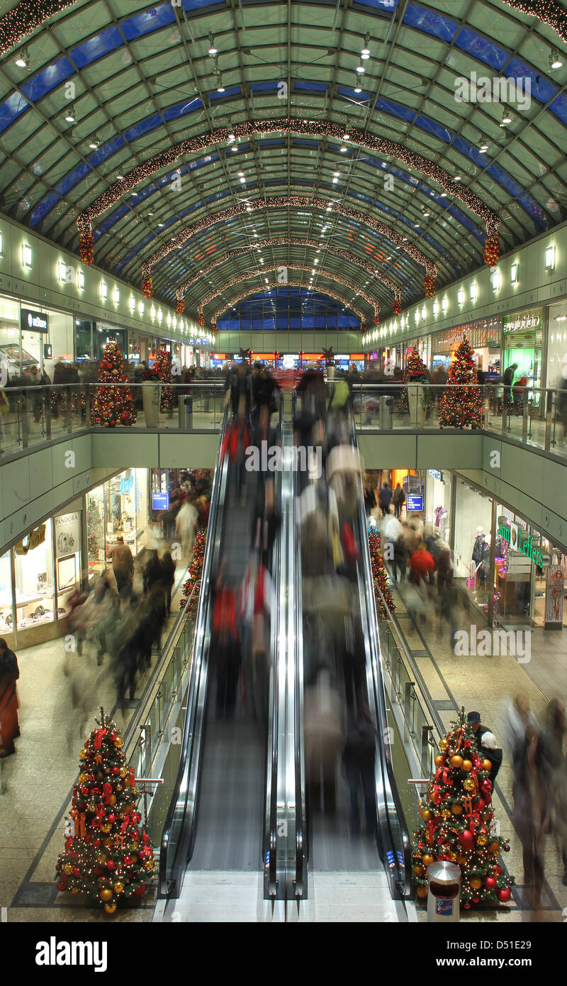 Allee shopping center magdeburg hi-res stock photography and images - Alamy