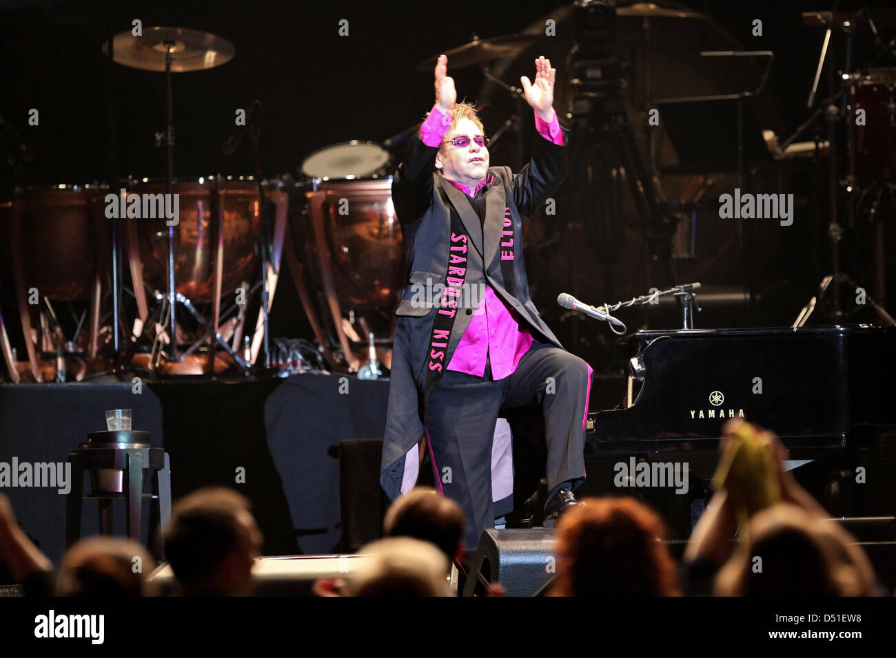 Pop musiker hi-res stock photography and images - Alamy