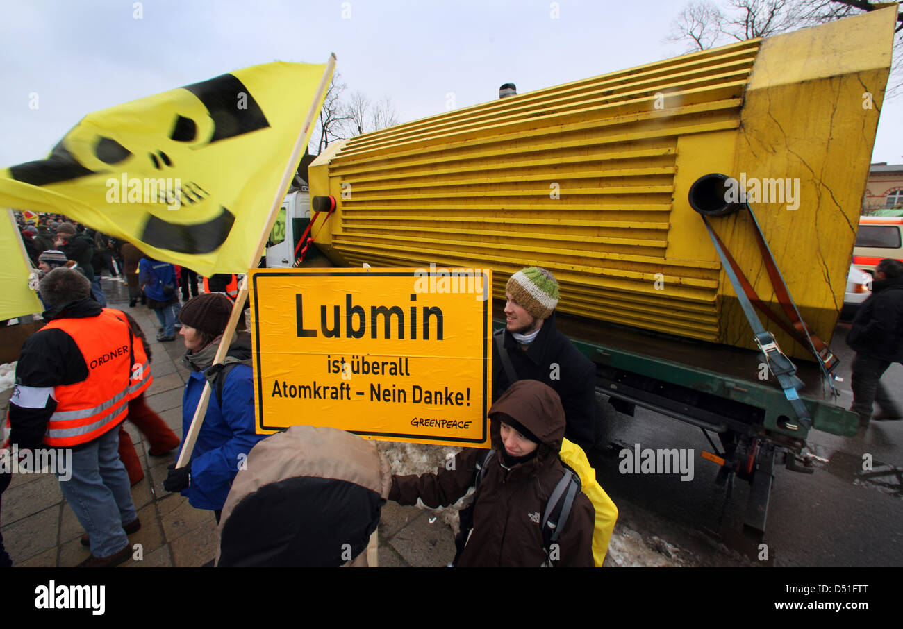 Acitivists prepare for their protest action against nuclear waste ...