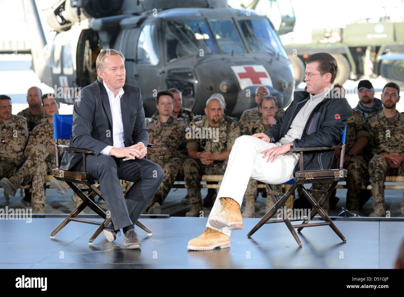 German tv talk show host hi-res stock photography and images - Alamy