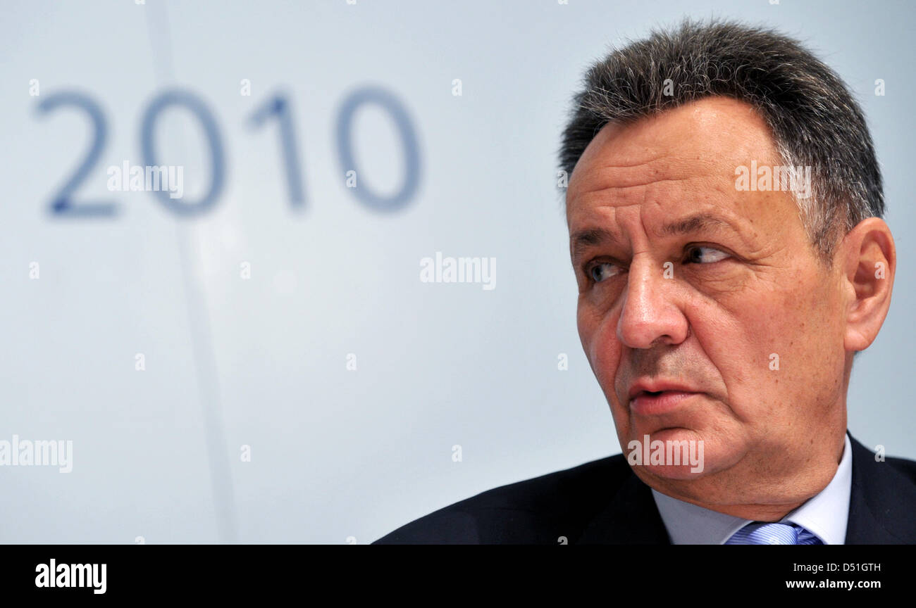 The chairman of the board of management at TUI AG, Michael Frenzel ...