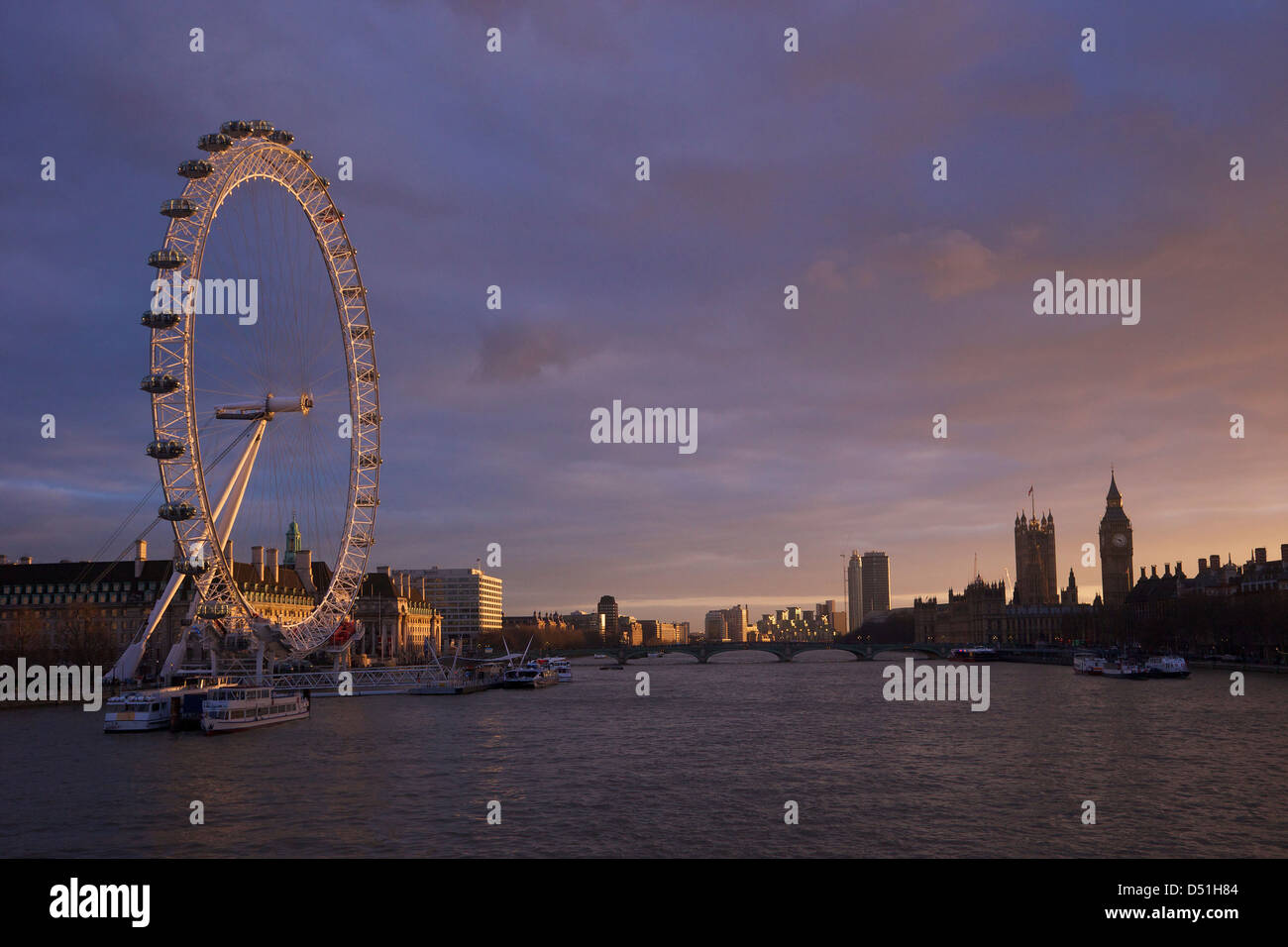 London Eye, River Thames, Houses of Parliament and Big Ben from ...