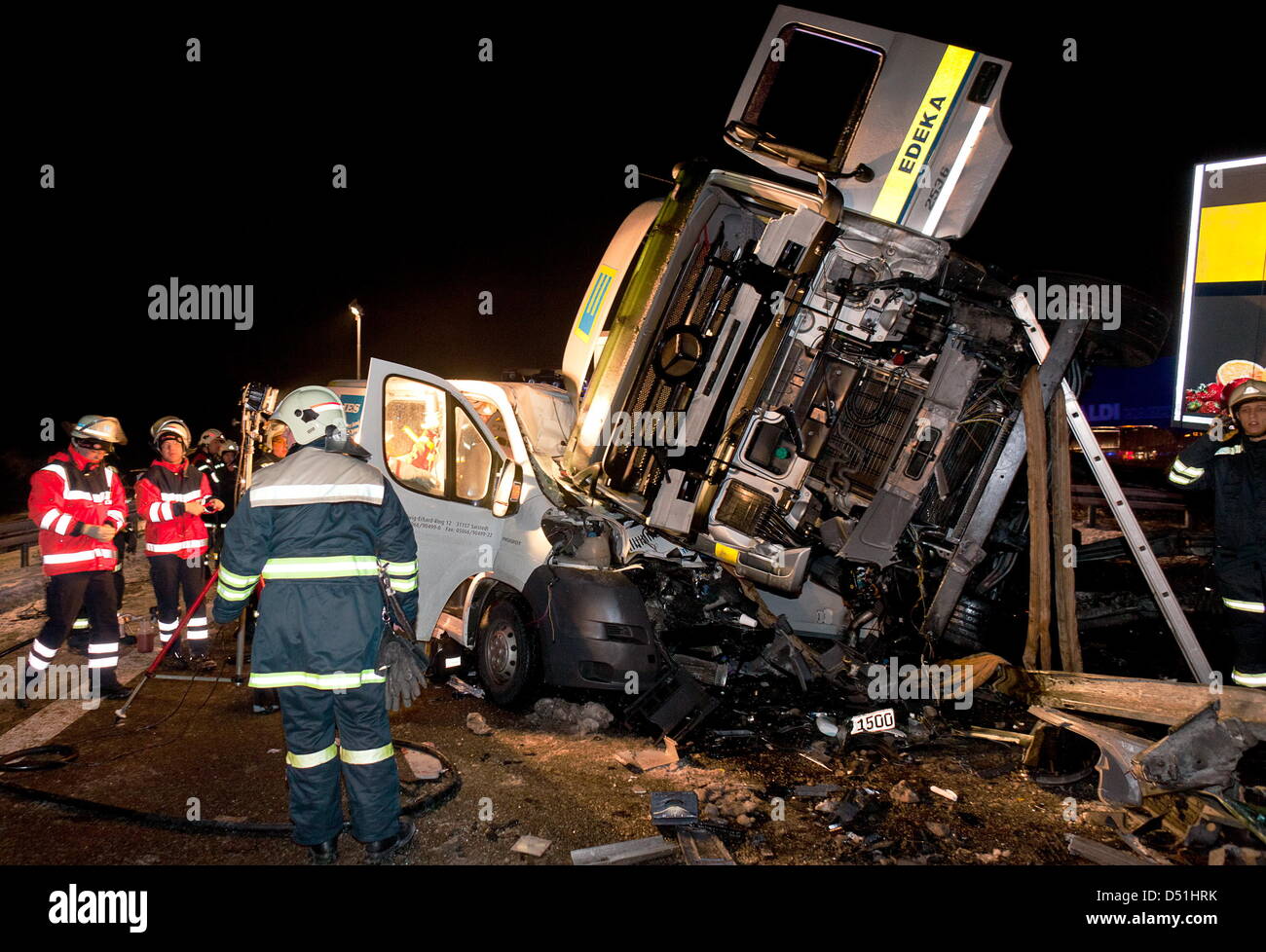 Rescue forces on scene of accident near Hanover, Germany, 16 December ...