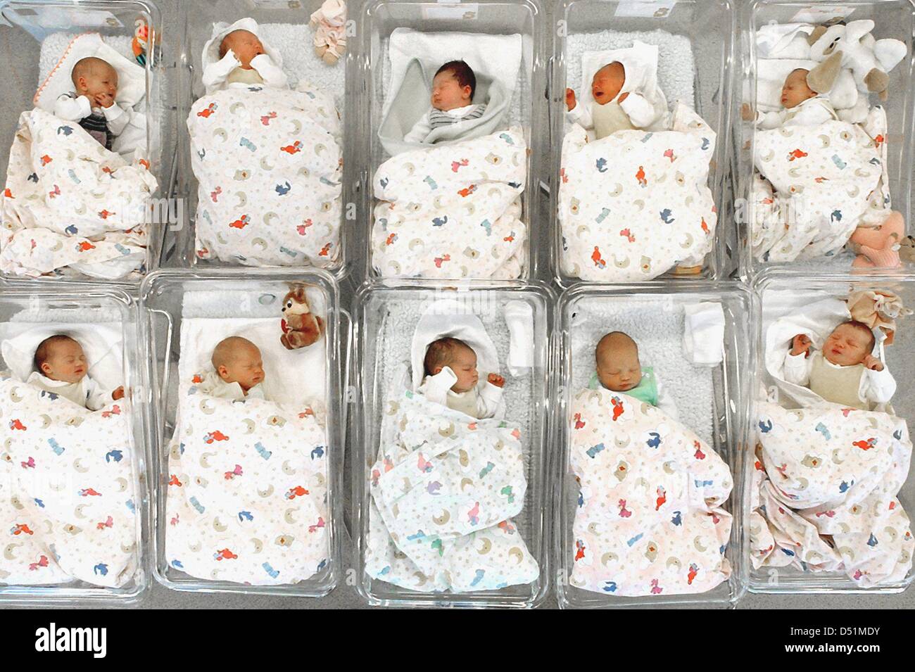 (FILE) An archive photo dated 25 September 2003 shows newborn babies in ...