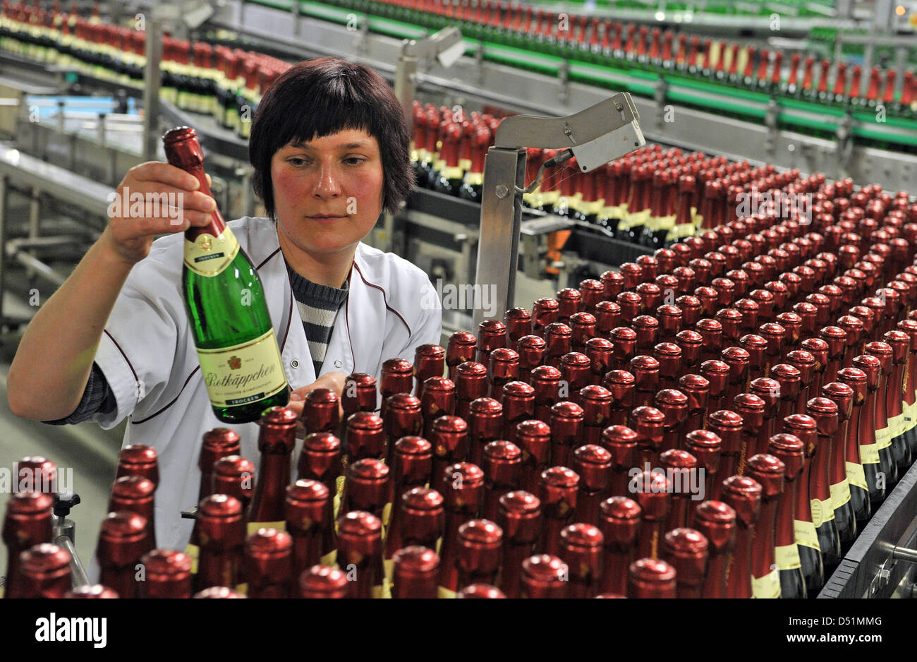 Rotkaeppchen Mumm High Resolution Stock Photography and Images - Alamy