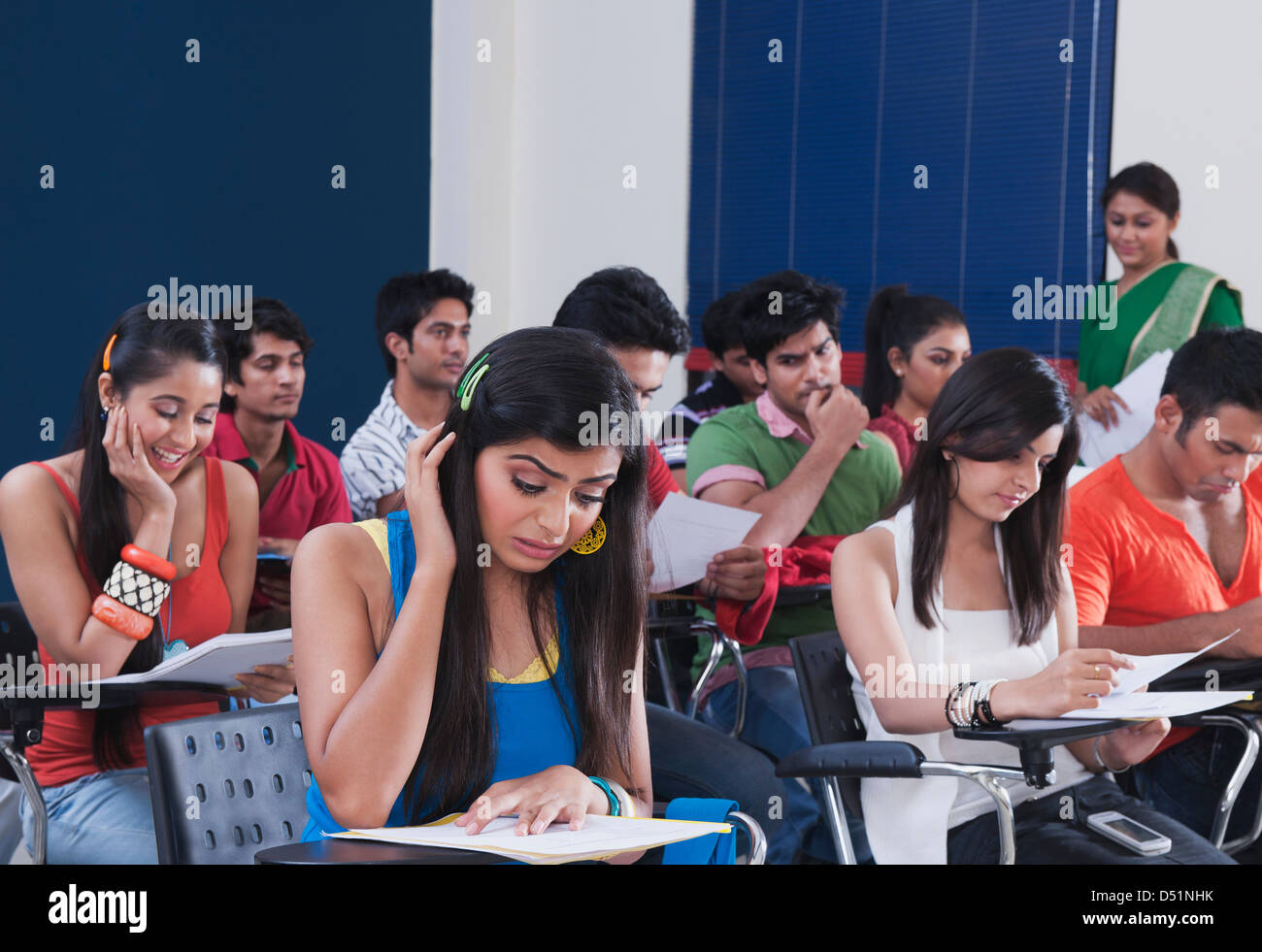 Examination Hall Students Stock Photos & Examination Hall Students ...