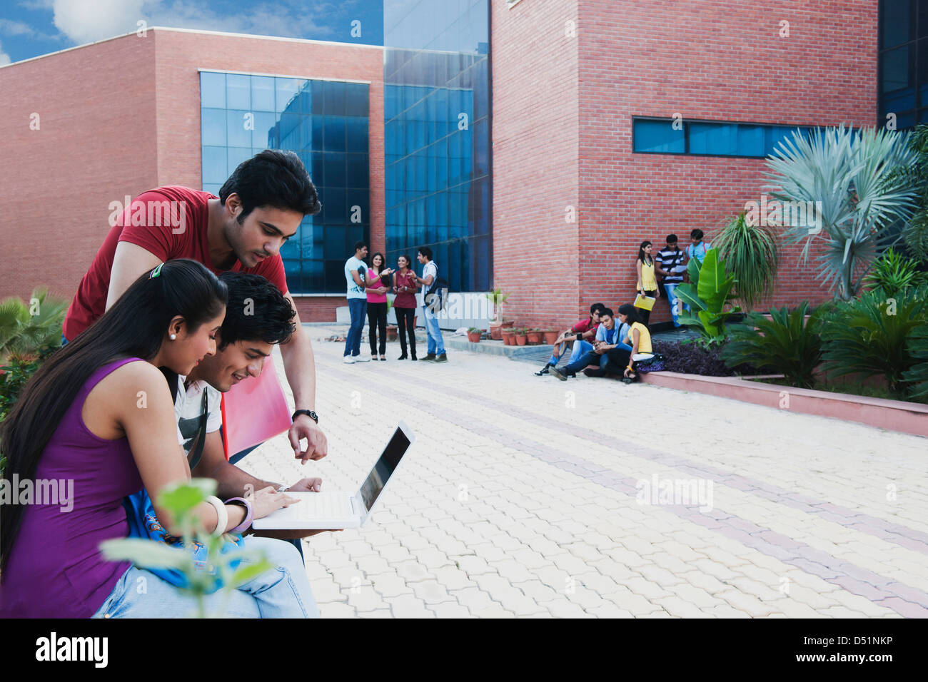 Indian institution of technology hi-res stock photography and images ...