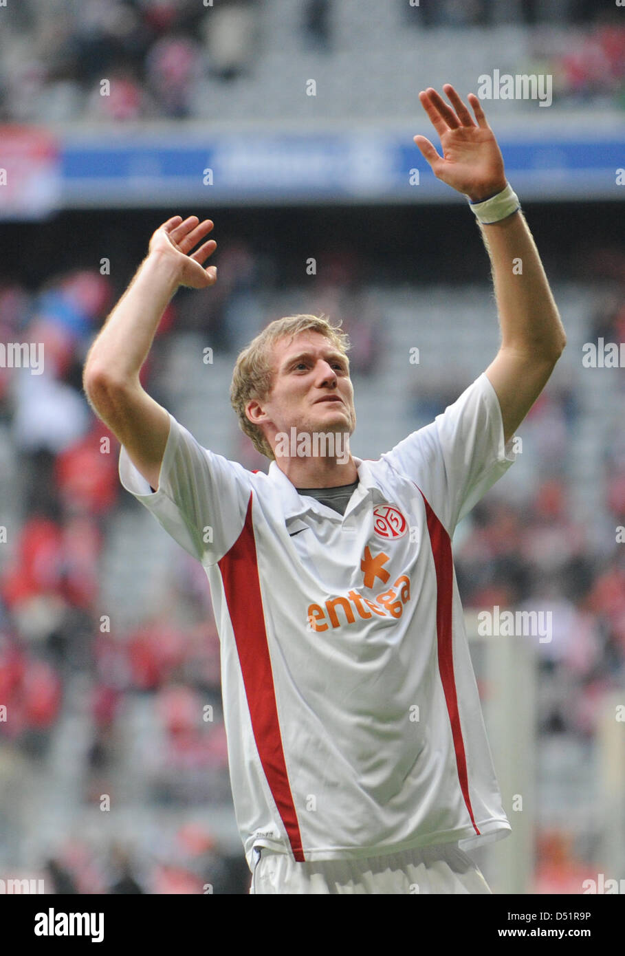 Andre Schuerrle of Mainz controls the ball during German Bundesliga ...