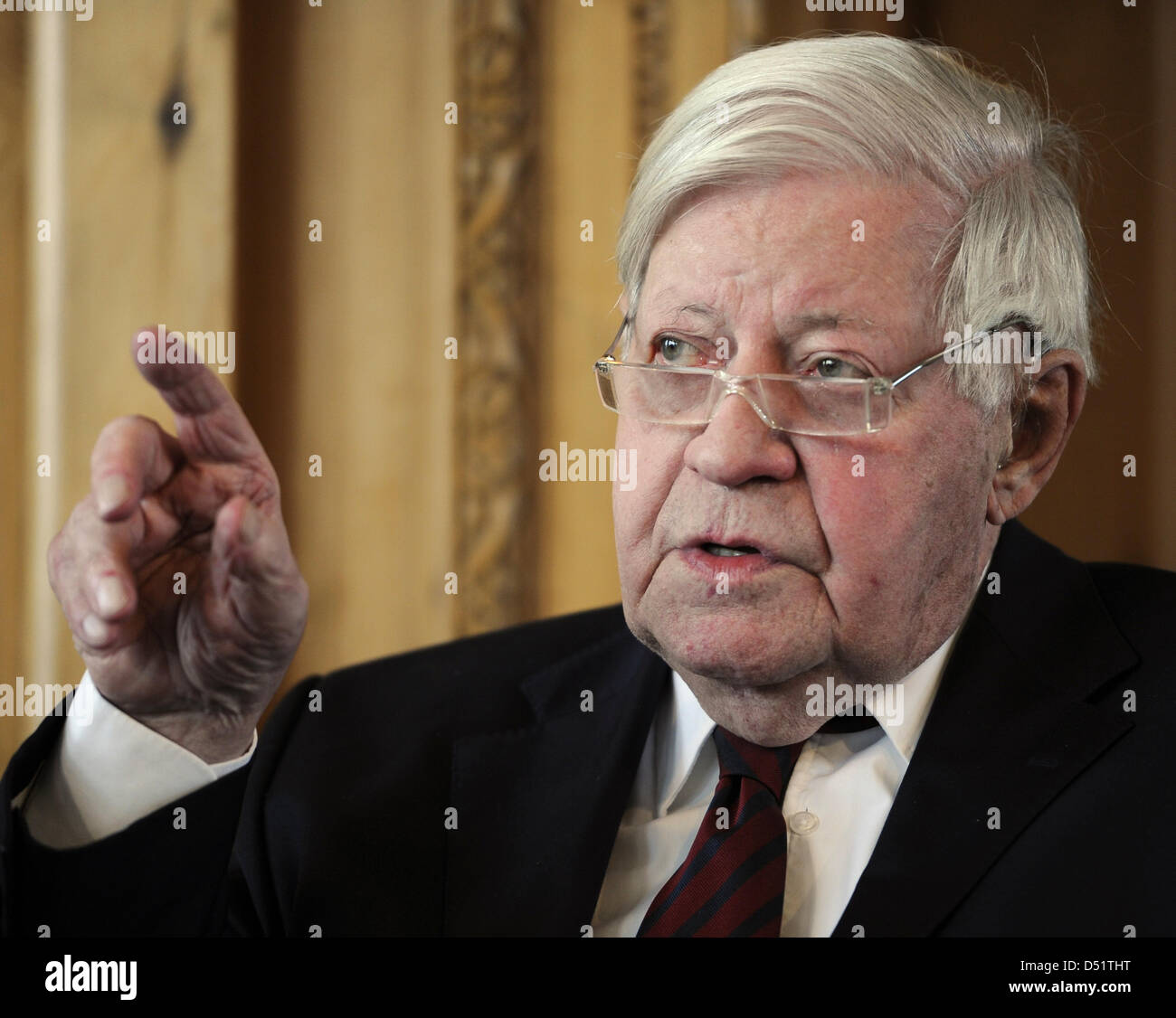 Former German Chancellor Helmut Schmidt speaks during a luncheon at the ...