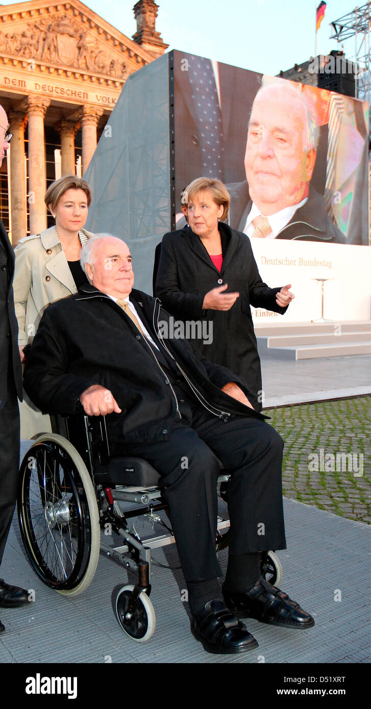 Maike Kohl-Richter, former German chancellor Helmut Kohl and Chancellor ...