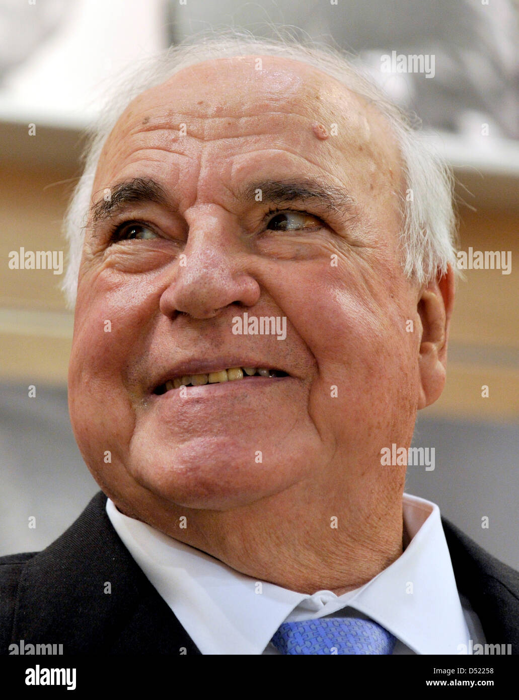 Former German chancellor Helmut Kohl smiles during a presentation of a ...
