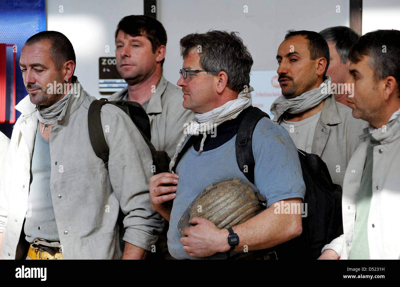 Miners of the mine Saar commemorate the buried mine workers in Chile ...