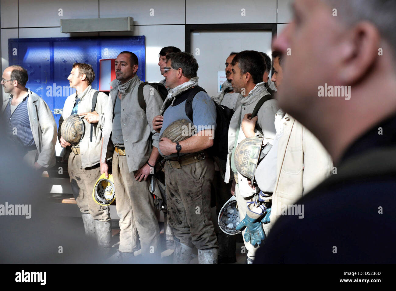 Miners of the mine Saar commemorate the buried mine workers in Chile ...