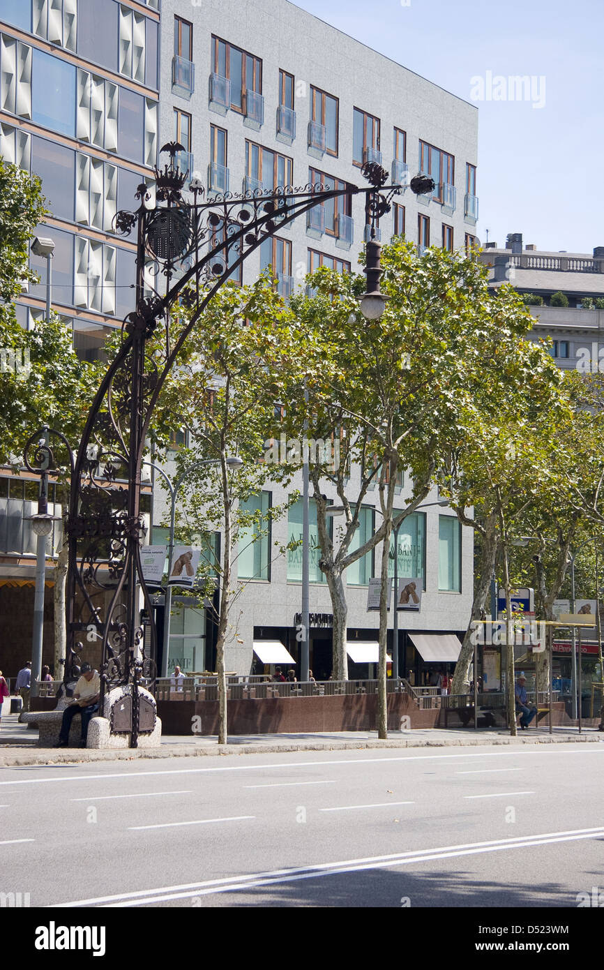 Street Lamp by Antonio Gaudi Stock Photo - Alamy