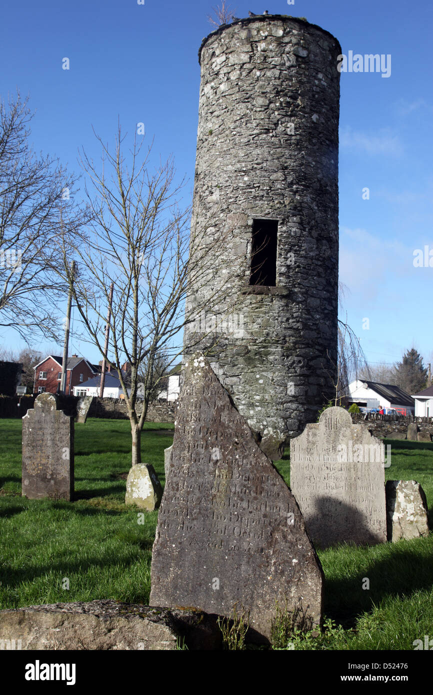 Round_tower hi-res stock photography and images - Alamy