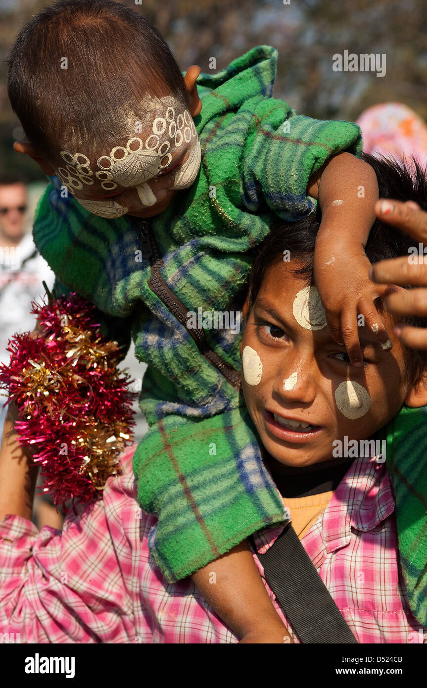 Thanaka Tree High Resolution Stock Photography and Images - Alamy