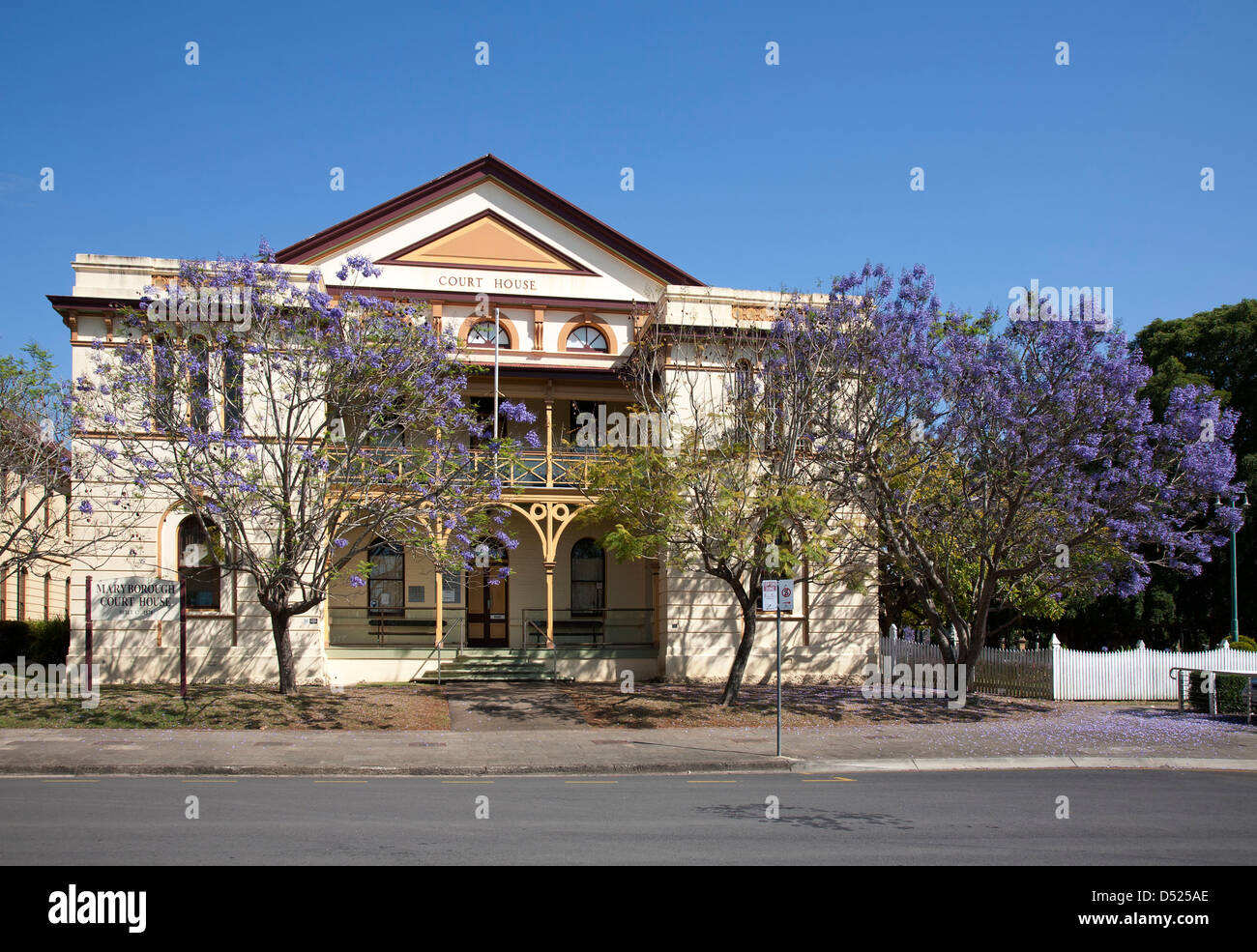 Historic Courthouse Building still in use today Maryborough Queensland ...