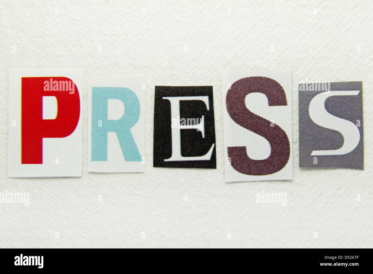 Magazine and newspaper clippings hi-res stock photography and images ...