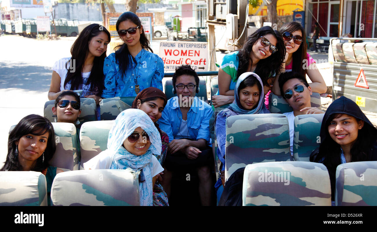 Indian college girls hi-res stock photography and images - Alamy