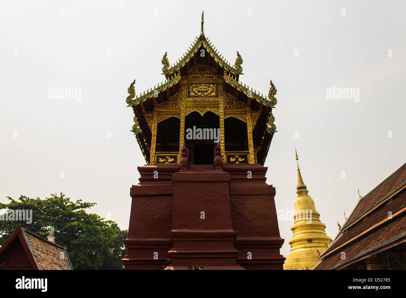Ubosot in wat Phra That Haripunchai Stock Photo - Alamy