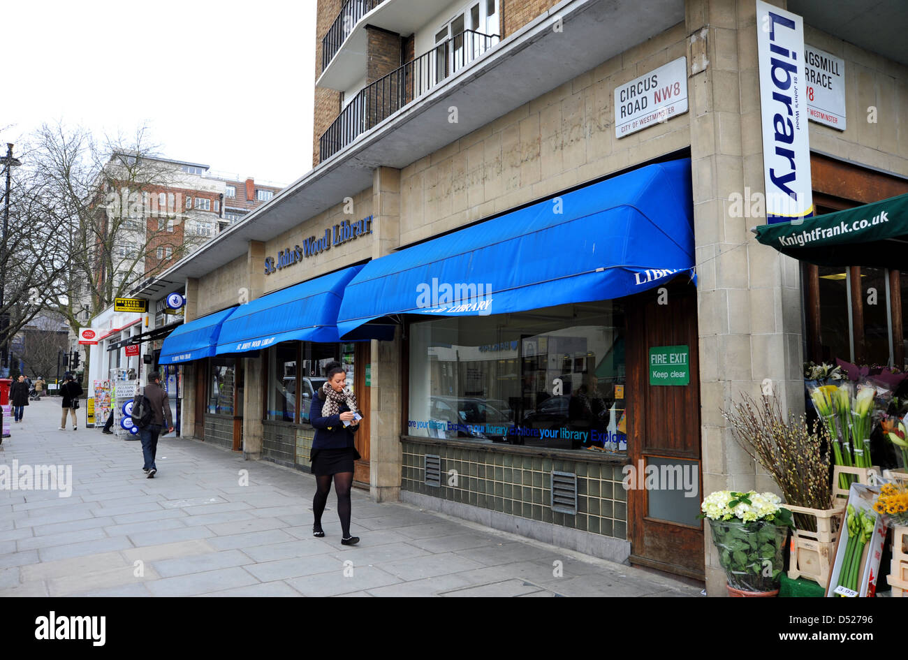 Public libraries hi-res stock photography and images - Alamy