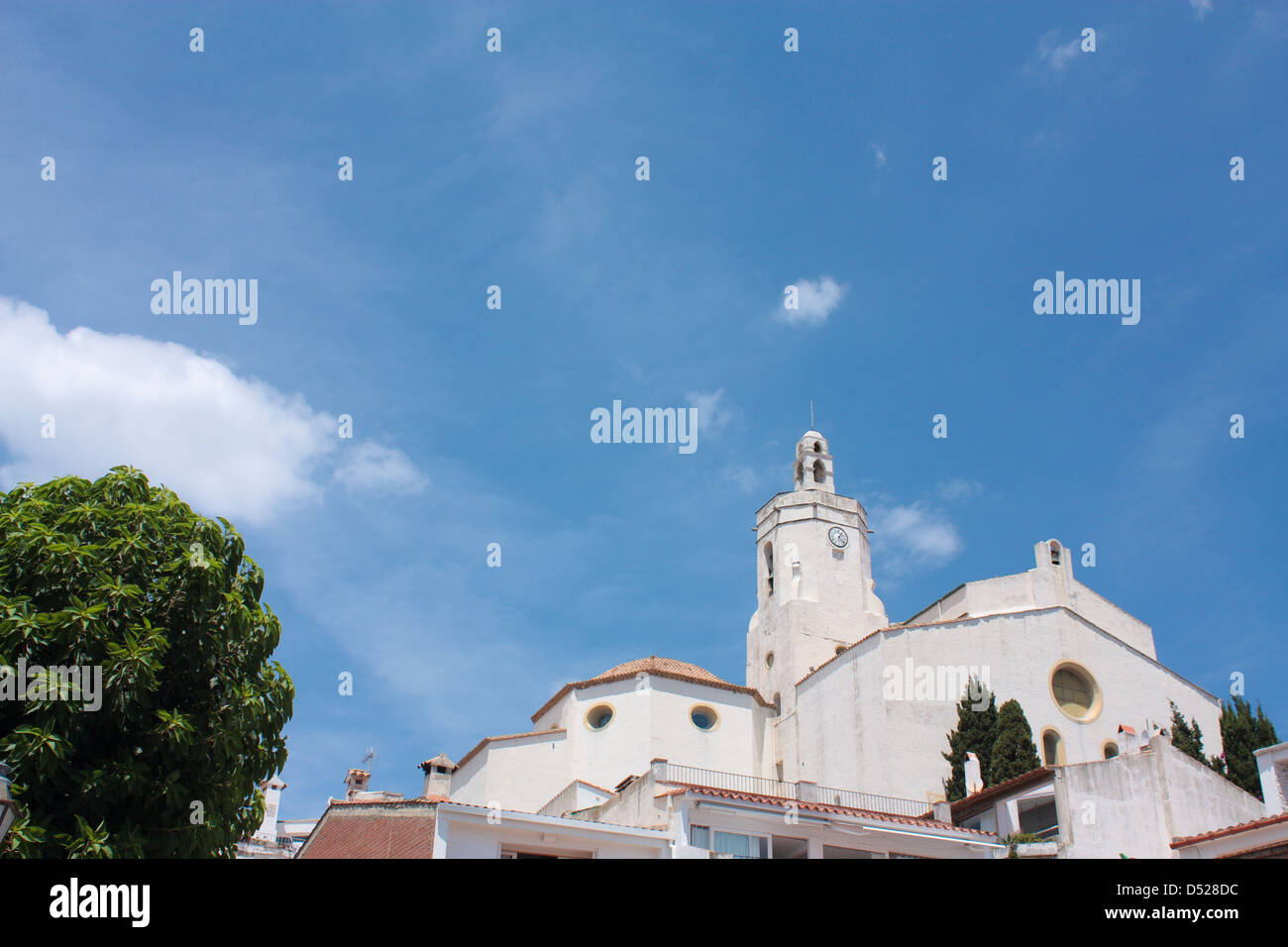 Beautiful coastal town cadaques cap hi-res stock photography and images ...