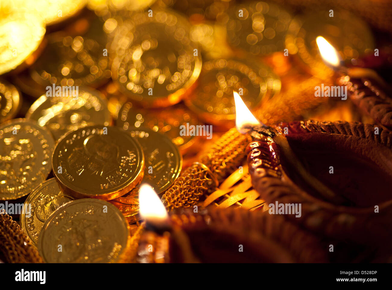 Indian festival diwali money hi-res stock photography and images - Alamy