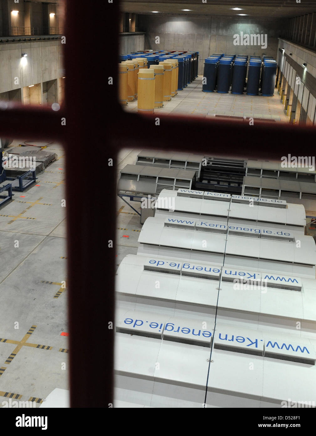 Radioactive material transport hi-res stock photography and images - Alamy