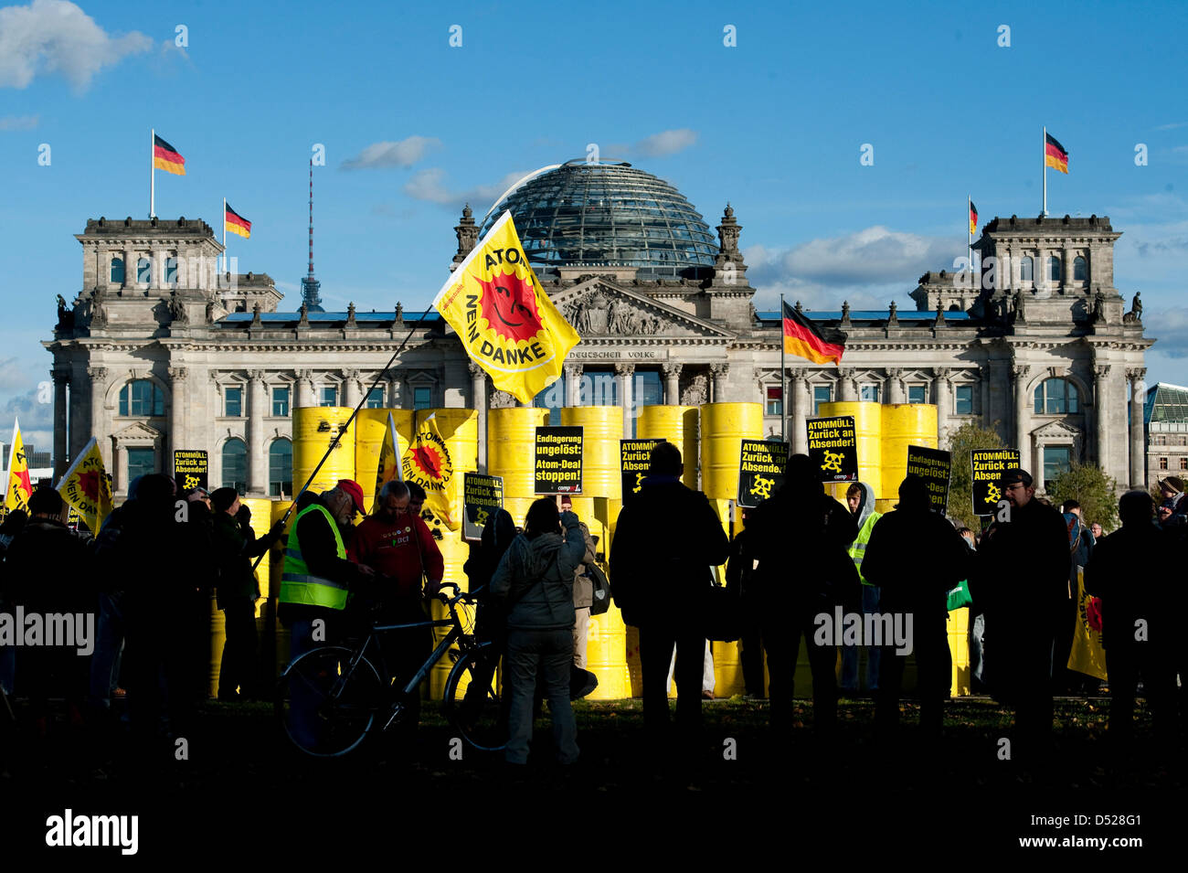Anti-nuclear activists protest against a CASTOR transport in Berlin ...
