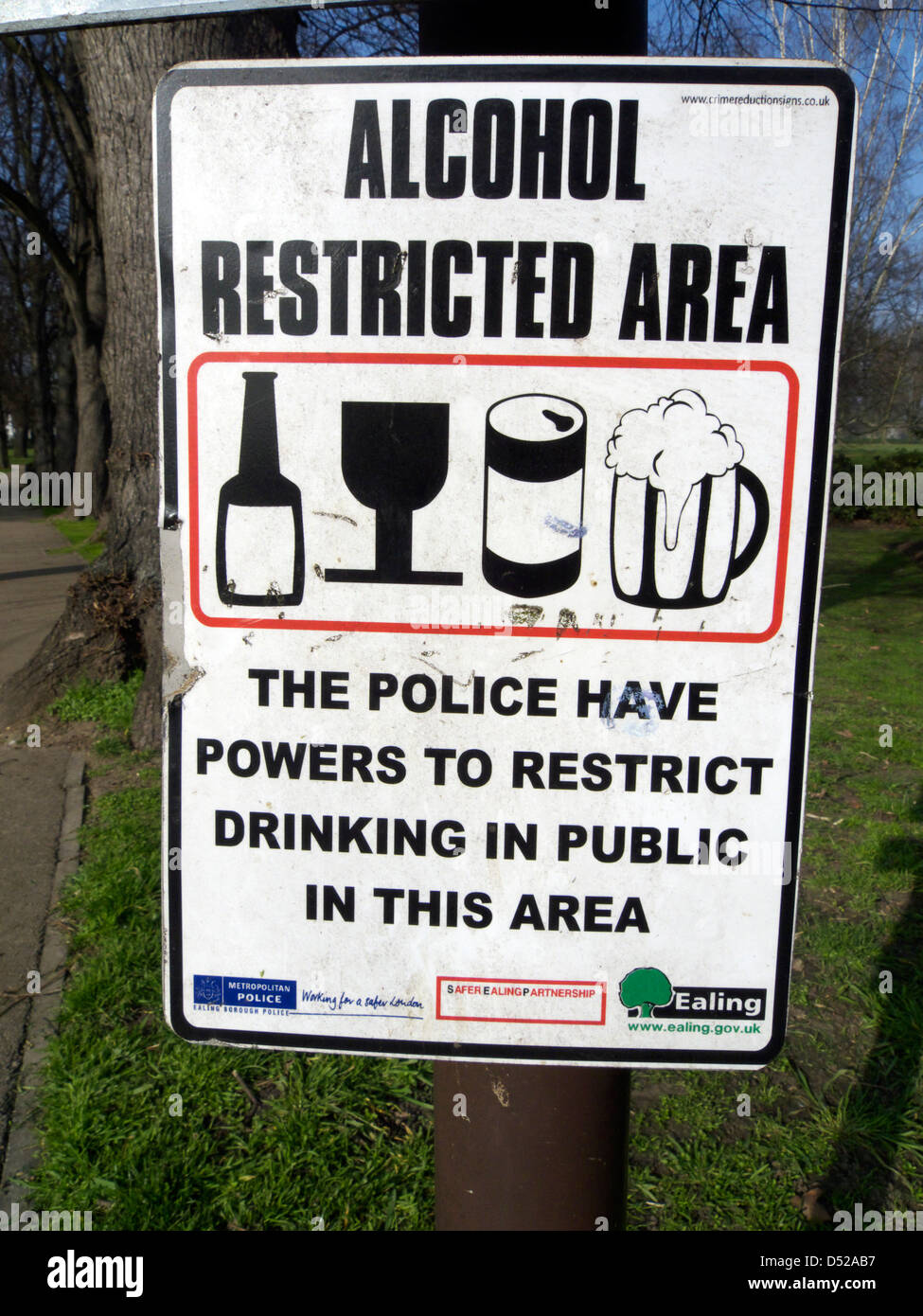 Alcohol restricted area sign hi-res stock photography and images - Alamy