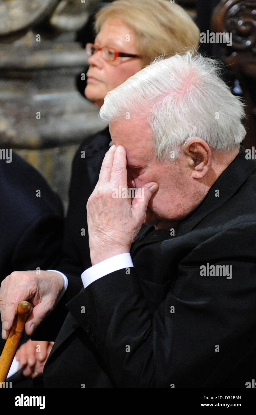 Helmut Schmidt and his daughter Susanne attend the funeral service for ...