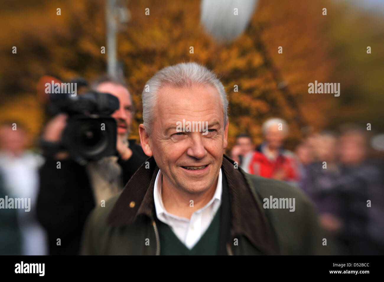 The chairman of the board of the 'Deutsche Bahn' German railway company ...