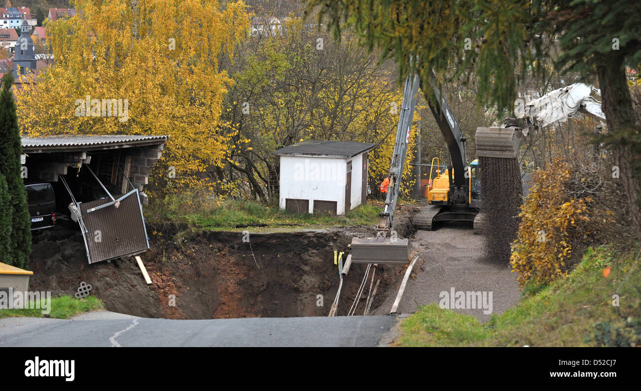 Giant pothole hi-res stock photography and images - Alamy