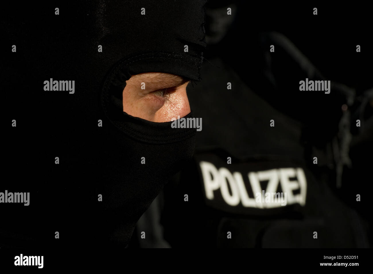 Masked officers of Saxonian special police force SEK ...