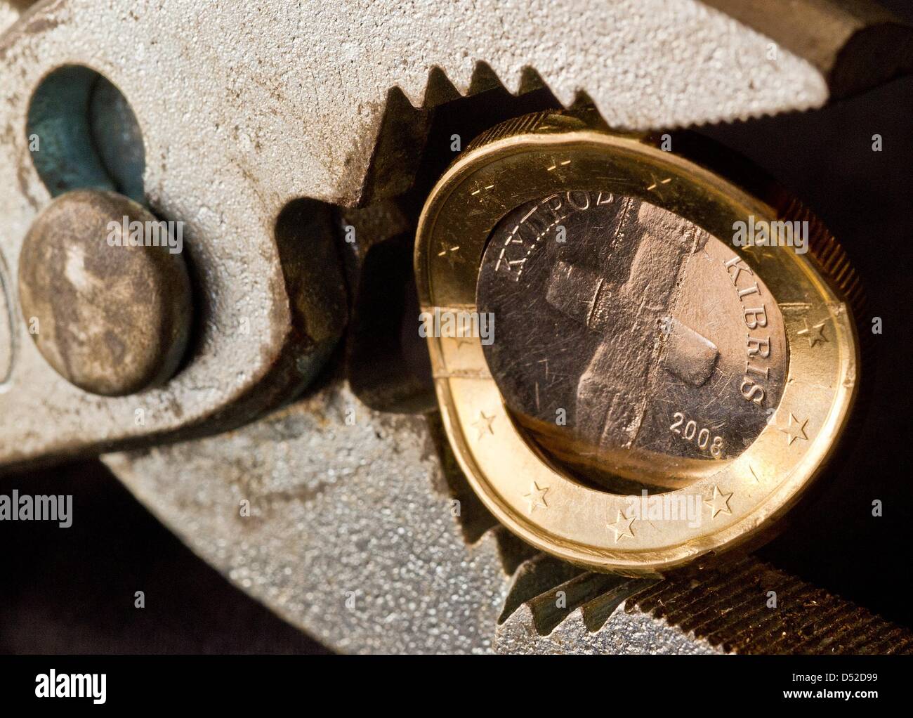 Bent coin hi-res stock photography and images - Alamy