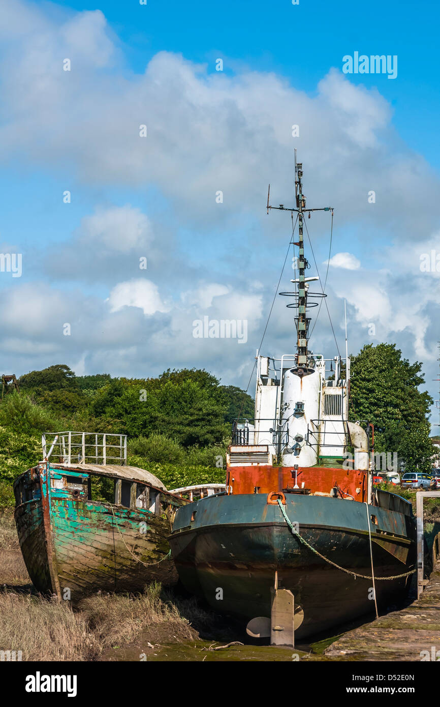 Vessels, Abandoned, Neglected, Decaying Stock Photo - Alamy