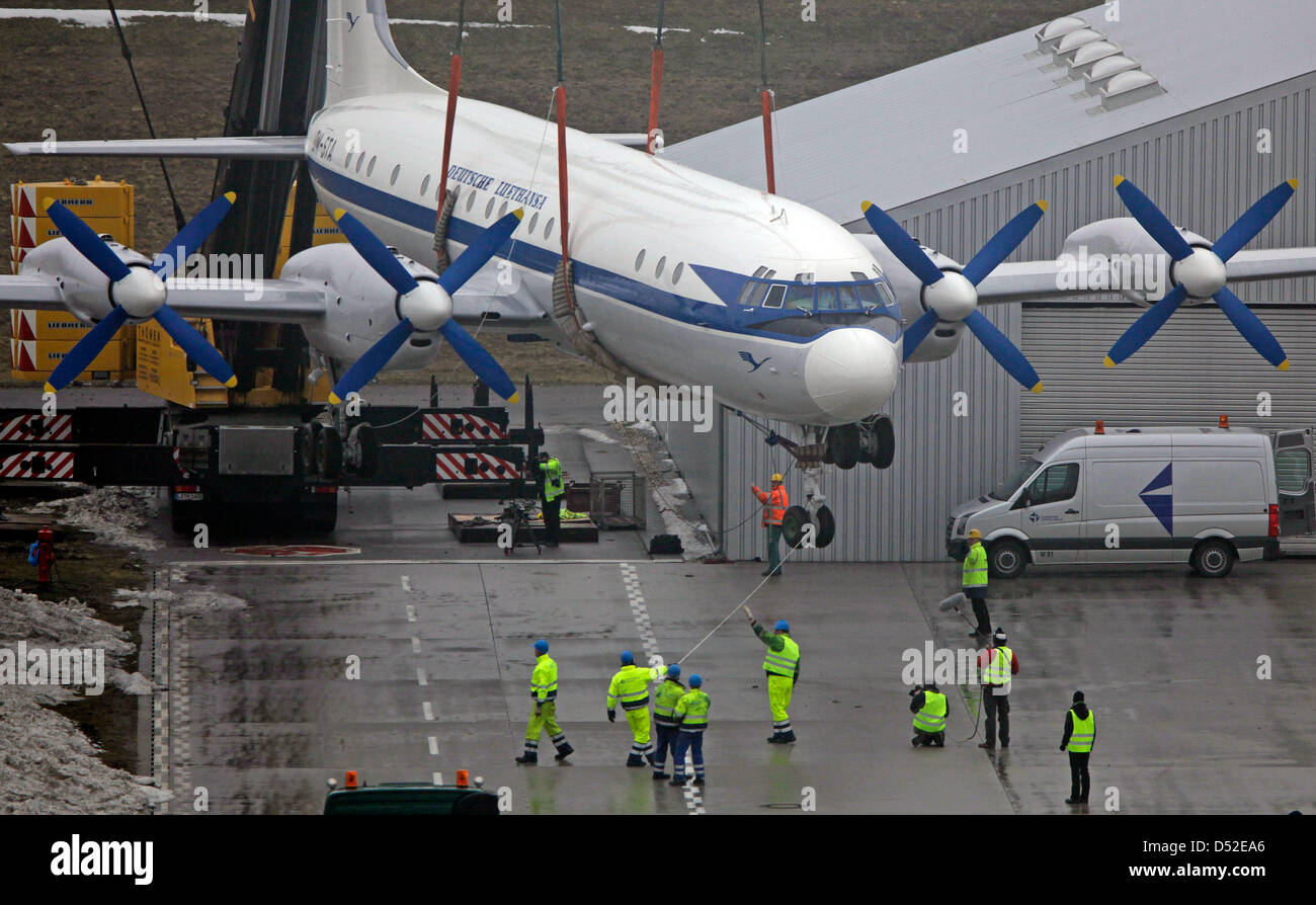 Ilyushin Il 18 High Resolution Stock Photography and Images - Alamy
