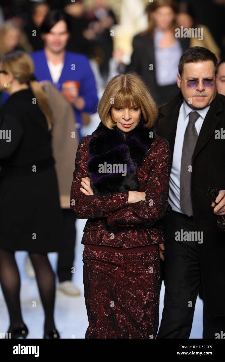 US editor in chief of 'Vogue' magazine, Anna Wintour (C), attends the ...