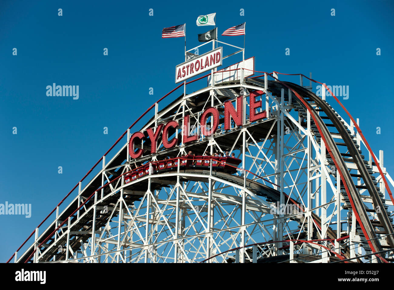 CYCLONE ROLLER COASTER (©VERNON KEENAN 1927) ASTROLAND AMUSEMENT PARK CONEY ISLAND BROOKLYN NEW ...