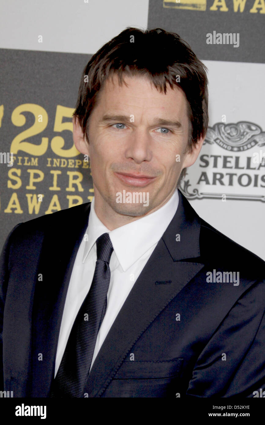 US actor Emile Hirsch arrives for the 25th Film Independent Spirit ...