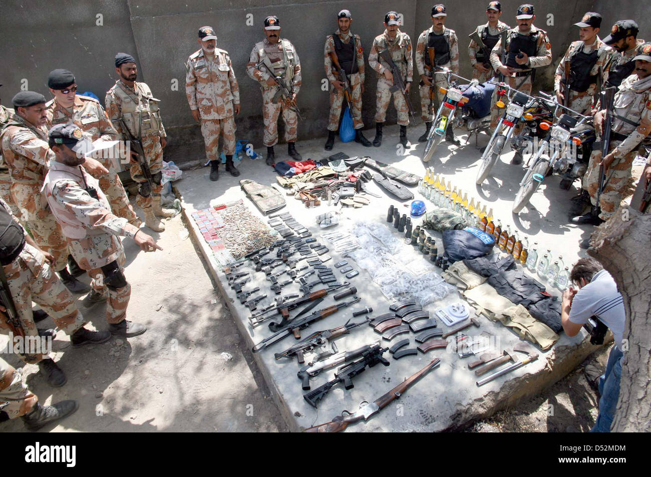 Karachi rangers officials hi-res stock photography and images - Alamy