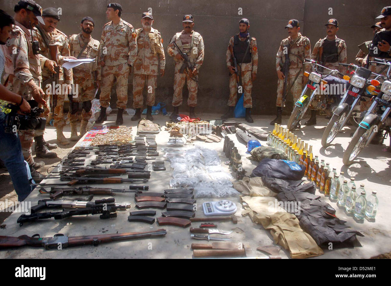 Karachi rangers officials hi-res stock photography and images - Alamy