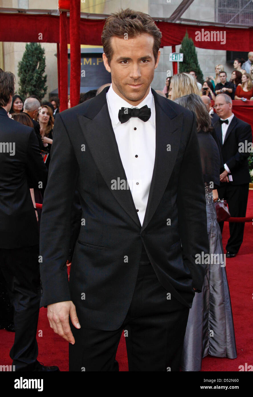Canadian actor Ryan Reynolds arrives on the red carpet during the 82nd ...