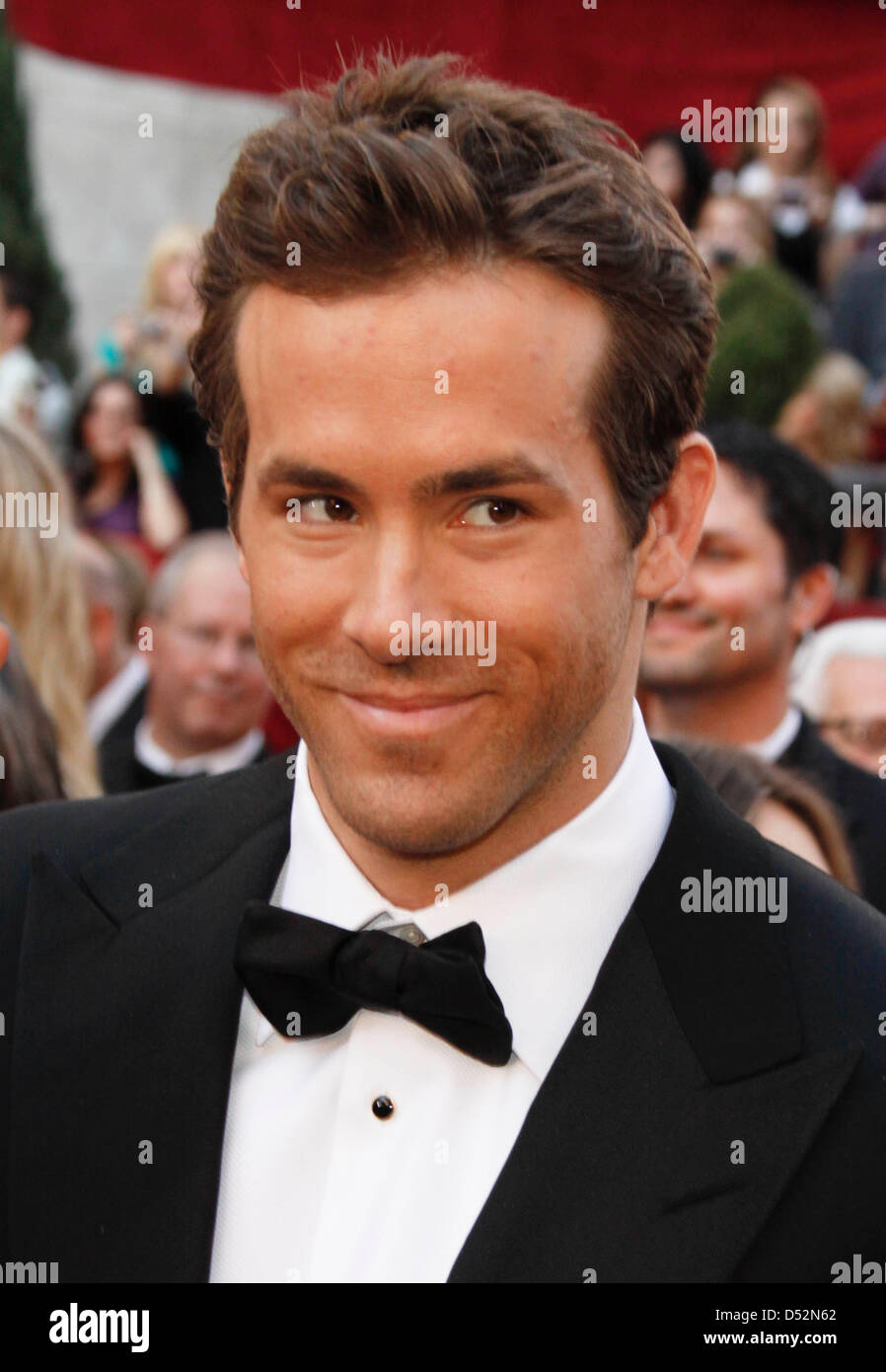 Canadian actor Ryan Reynolds arrives on the red carpet during the 82nd ...