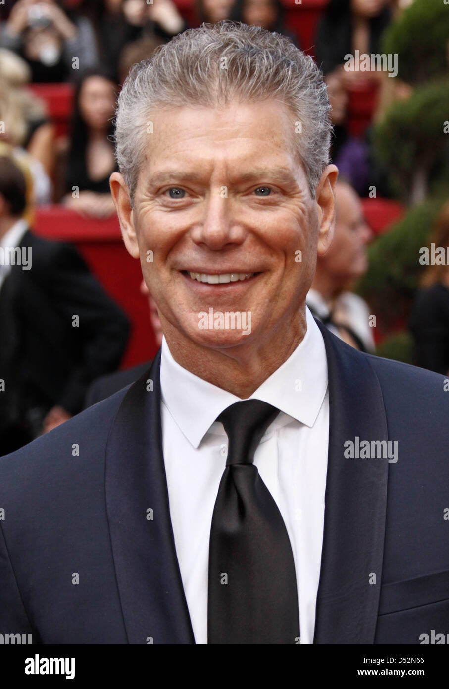 US actor Stephen Lang arrives on the red carpet during the 82nd Annual ...