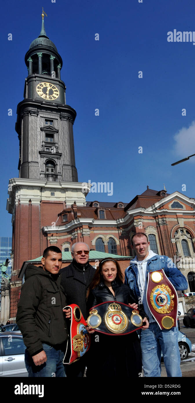 (R-L) German WBO cruiserweight champion Juergen Braehmer, German WIBF ...