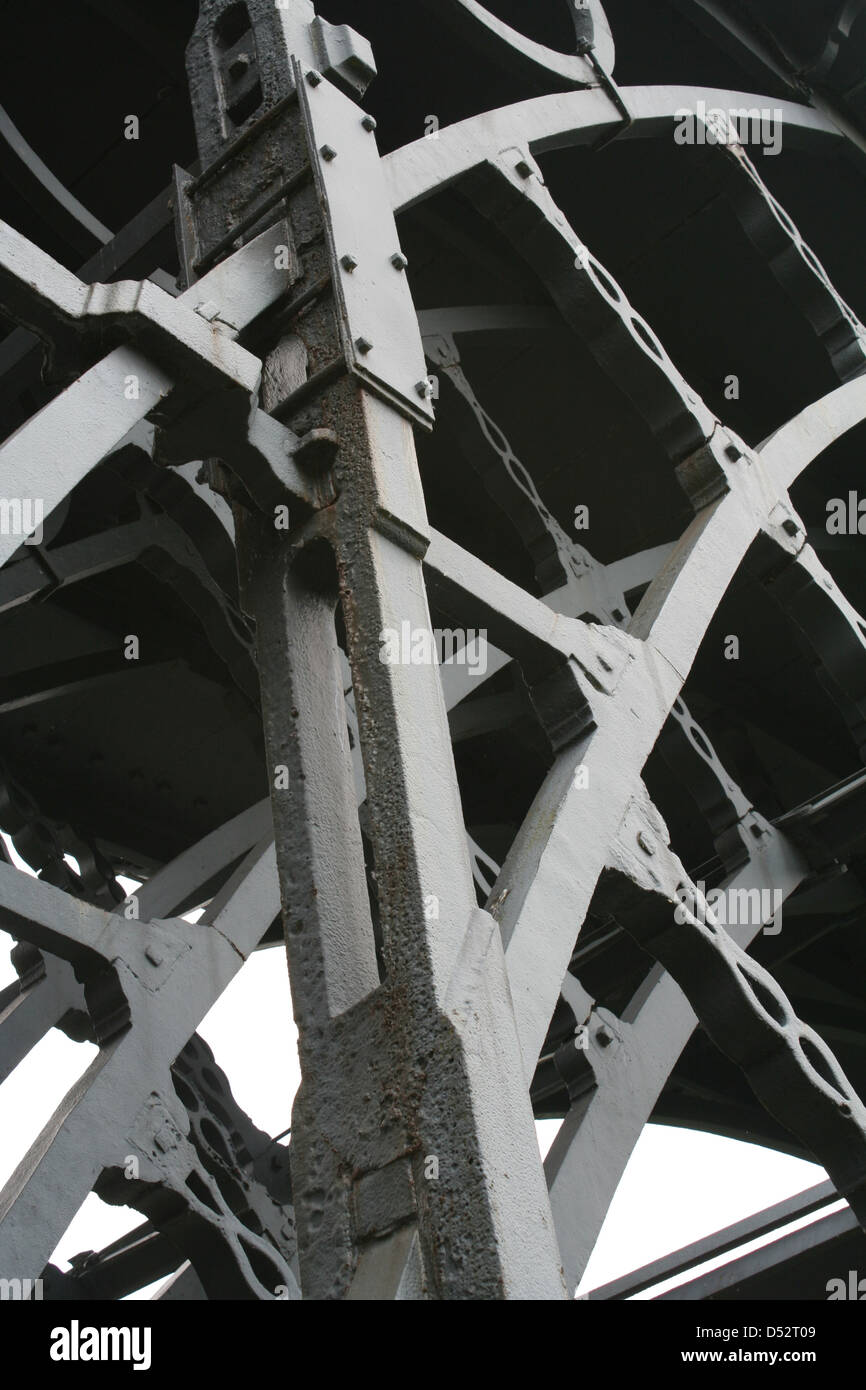 Metalwork heritage hi-res stock photography and images - Alamy